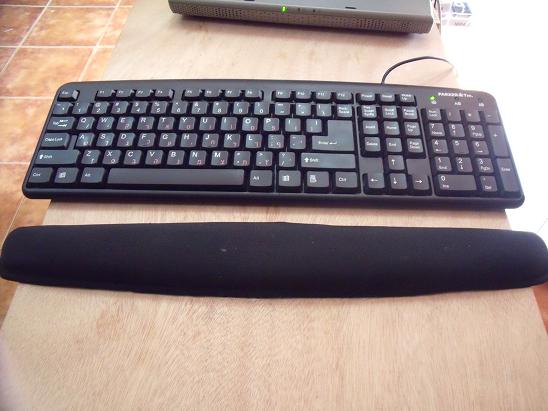 משטח ג'ל ארגונומי למקלדת Keyboard Gel Pad | מבצעים | שריון מחשבים